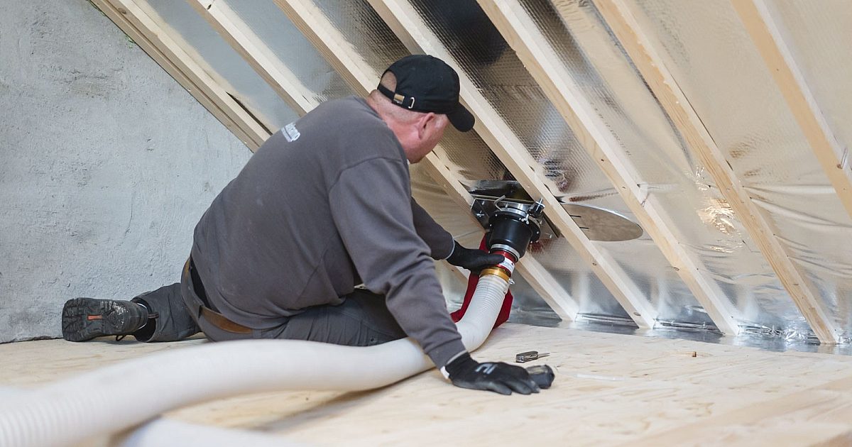 Lenferink | Isoleren met gehakseld stro: De Achterhoek doet het!